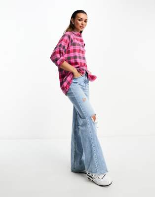 ASOS DESIGN - Geborsteld boyfriend overhemd met zak in roze en grijs ...