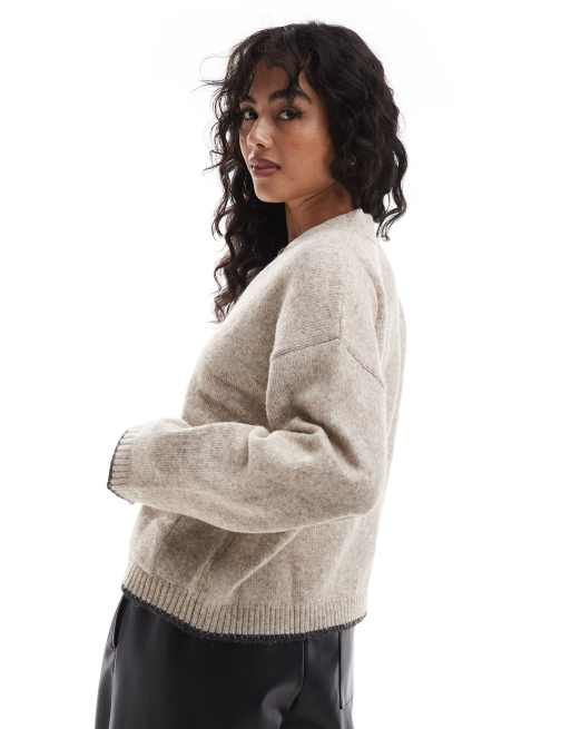 Asos Design Havrehvid Cardigan Med V Hals Og Lommedetaljer I