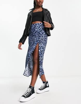 ASOS DESIGN - Jupe mi-longue à enfiler avec fente haute - Bleu foncé léopard | ASOS