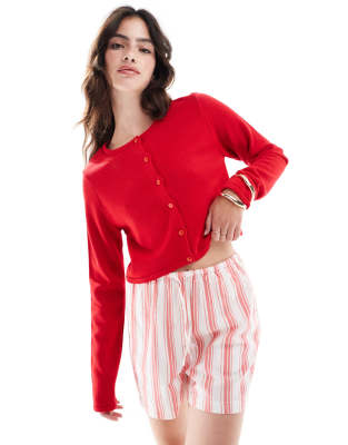 ASOS DESIGN knitted crew neck cropped cardigan in red | ASOS