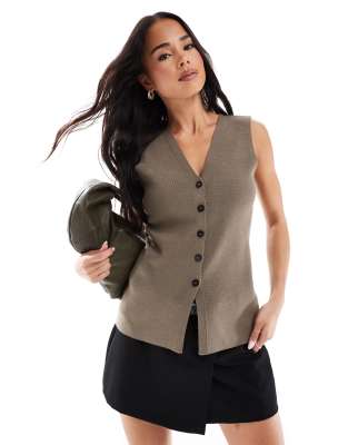 ASOS DESIGN knitted structured vest with contrast buttons in mocha | ASOS