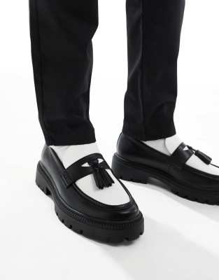 ASOS DESIGN – Loafer in Schwarz und Weiß | ASOS