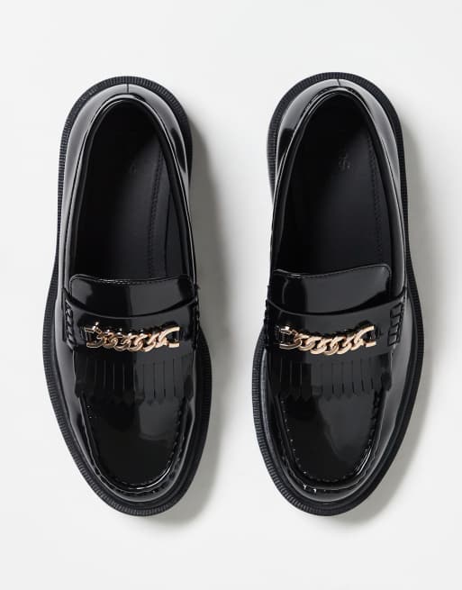 ASOS DESIGN loafers in black with gold chain | ASOS