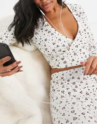 ASOS DESIGN mix & match ditsy heart pyjama long sleeve wrap top in ...