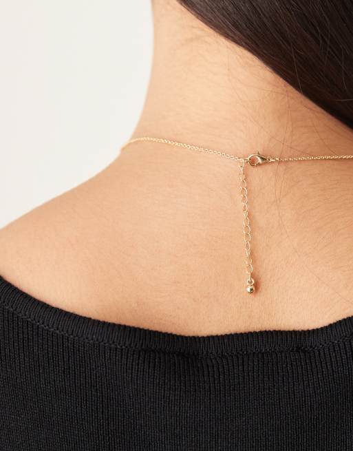 ASOS DESIGN necklace with heart pendant in gold tone | ASOS