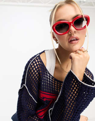 ASOS DESIGN - Ovale solbriller med boble-design i rød | ASOS