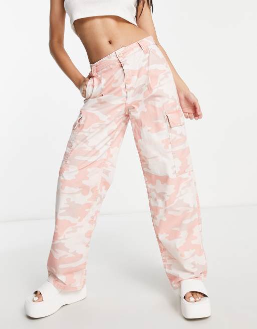 Asos Design Oversize Cargohose Mit Military Muster In Rosa Asos