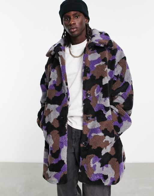 Asos Design Oversize Hemdjacke Aus Teddyfell Mit Military Muster In