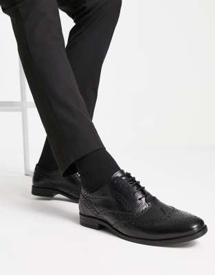 ASOS DESIGN oxford brogue shoes in black leather | ASOS