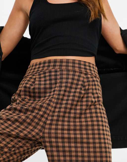 ASOS DESIGN - Pantalon de tailleur fuselé en jersey à carreaux vichy - Chocolat | ASOS