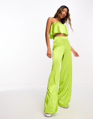 ASOS DESIGN - Pantalon large d'ensemble en sergé de satin fluide - Chartreuse | ASOS