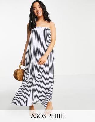 ASOS DESIGN Petite - Robe d'été longue bandeau avec poches - Rayures bleu marine et blanches | ASOS