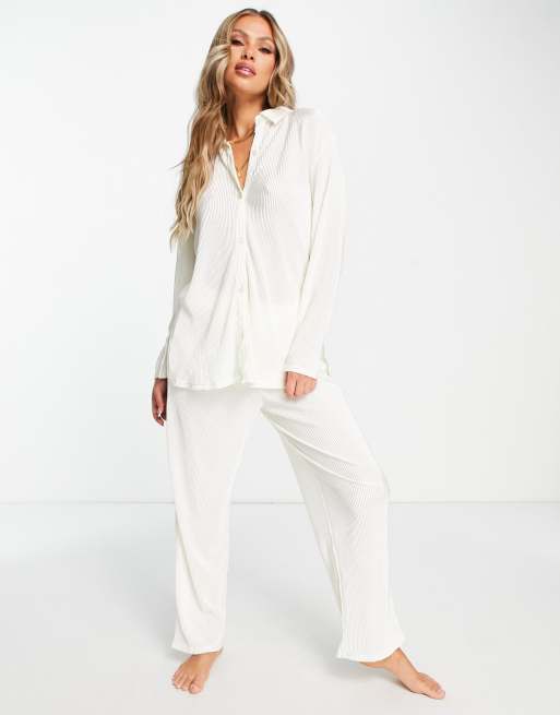 Asos Design Plissiertes Lounge Set Aus Hemd Und Hose In Weiß Asos