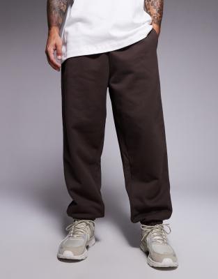 ASOS DESIGN premium heavyweight oversized sweatpants in 400gsm in brown ...