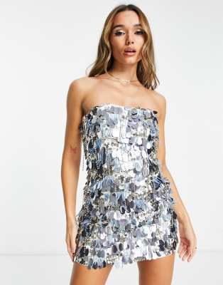ASOS DESIGN - Robe bandeau courte ornementée avec strass et sequins circulaires - Argenté | ASOS
