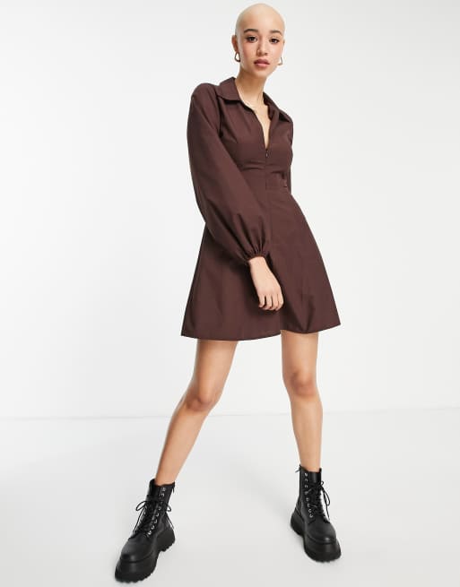 ASOS DESIGN - Robe chemise courte rétro avec jupe à godets - Chocolat | ASOS