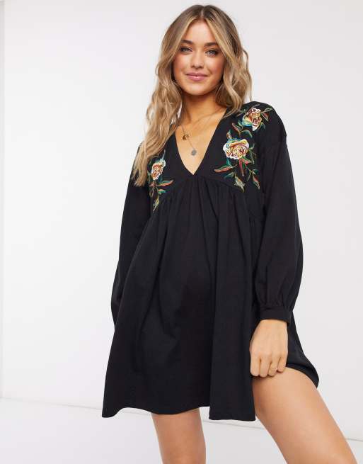 Asos Design Robe Courte Avec Col V Et Fleurs Brodées Asos