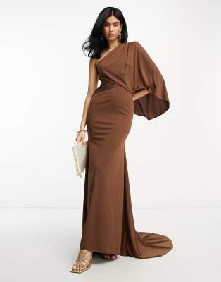 ASOS DESIGN - Robe drapée asymétrique de qualité supérieure avec détail traîne - Marron chocolat ...
