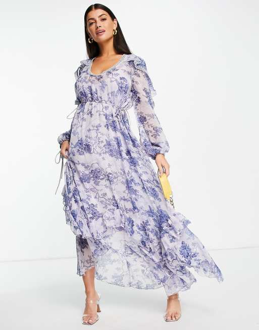 ASOS DESIGN - Robe longue drapée avec volants et empiècements en dentelle et pampilles | ASOS