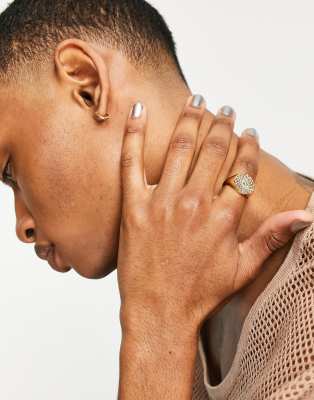 ASOS DESIGN round signet ring with jagged emboss in gold tone | ASOS