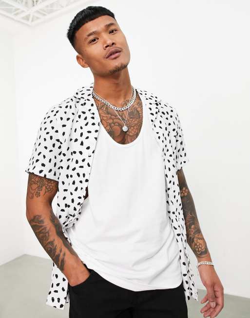 Asos Design Satinhemd Mit Reverskragen Und Punktmuster In Schwarz Und