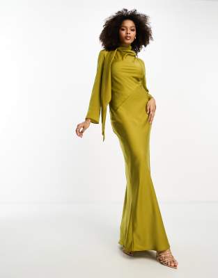 ASOS DESIGN - Schuingesneden satijnen maxi jurk met lange mouwen en sjaaldetail in goud | ASOS