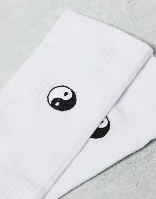 ASOS DESIGN socks with yin yang embroidery in white | ASOS