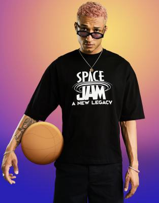 ASOS DESIGN - Space Jam: A New Legacy - T-shirt oversize con stampa sul ...