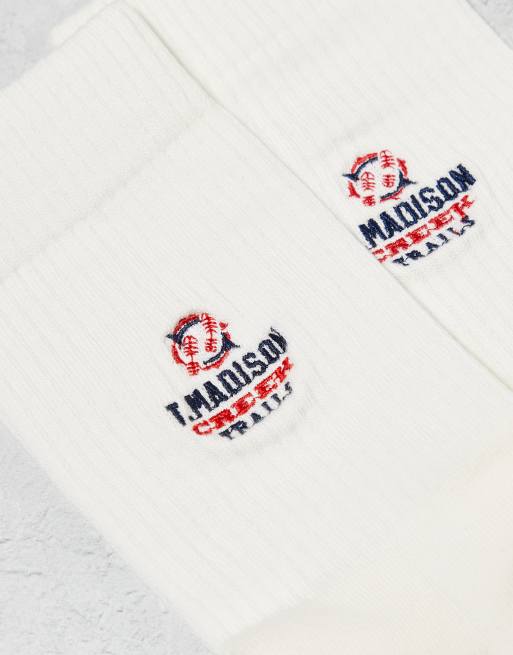 ASOS DESIGN sport socks with badge artwork in cream | ASOS