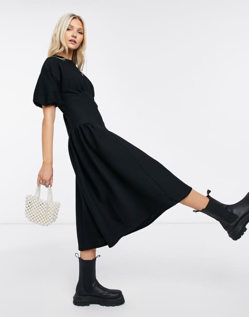 Asos Design Strukturiertes Gesmoktes Midikleid In Schwarz Mit