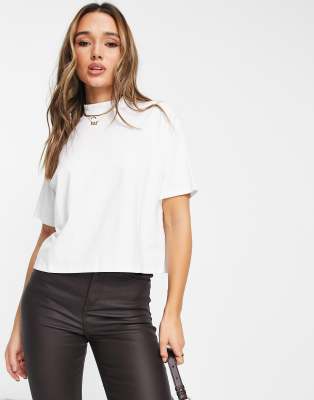ASOS DESIGN - T-shirt coupe carrée à col montant - Blanc | ASOS