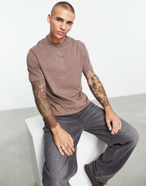ASOS DESIGN t-shirt with crew neck in brown | ASOS