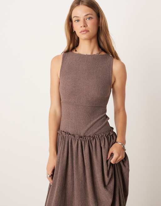 ASOS DESIGN textured seam detailing midi dress in brown | ASOS