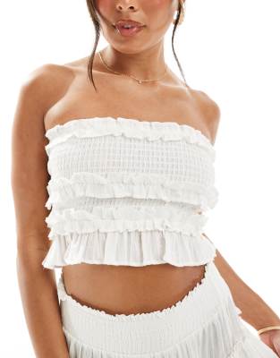 ASOS DESIGN - Top bandeau d'ensemble de plage en tissu plumetis froncé et texturé - Blanc | ASOS