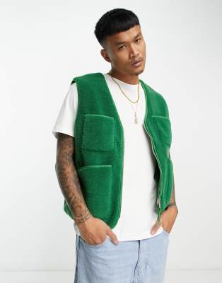 ASOS DESIGN - Veste sans manches utilitaire réversible en imitation peau de mouton - Vert vif | ASOS