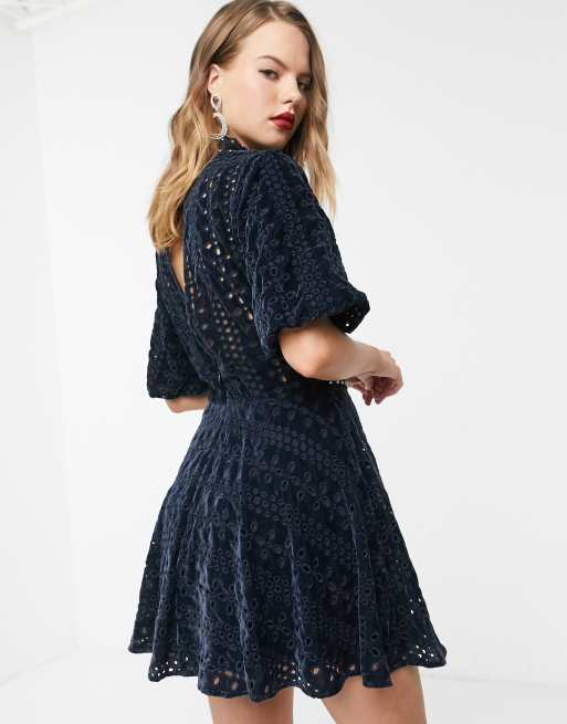 Asos Design Vestito Corto Skater In Pizzo Di Velluto Con Dettagli Asos