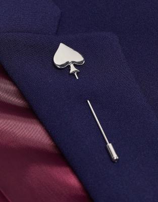 ASOS DESIGN Wedding lapel pin with ace of spade design in silver tone ...