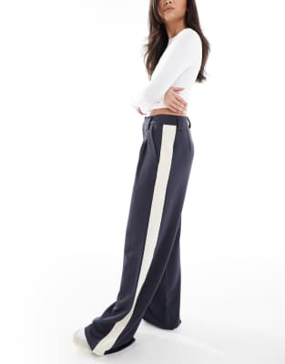 ASOS DESIGN wide leg trouser with contrast panel in navy | ASOS