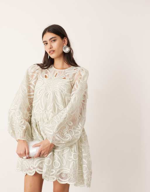 Asos Edition Szałwiowa Sukienka Mini Z Organzy W Haftowany Kwiatowy