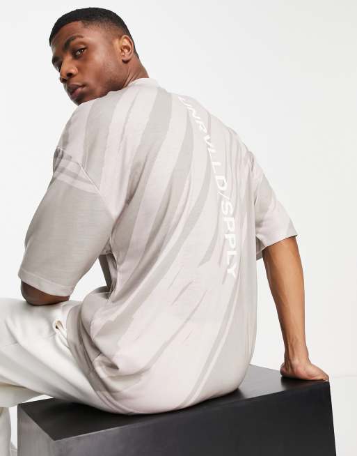 Asos Unrvlld Spply Oversize T Shirt In Neutralen Farben Mit