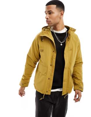 Barbour Schauerfeste Utility Jacke in Gelb