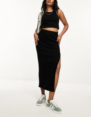 Bershka - Jupe mi-longue moulante en maille - Noir | ASOS