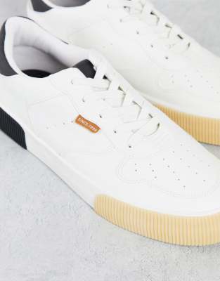 Bershka sneakers in white with black contrast tab | ASOS