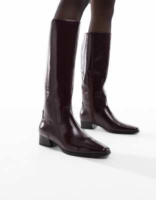 Botas rojo cereza oscuro de estilo wéstern refinado Cassidy de London ...