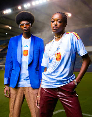 Camisa azul unisex de la segunda equipación de España para la Copa ...