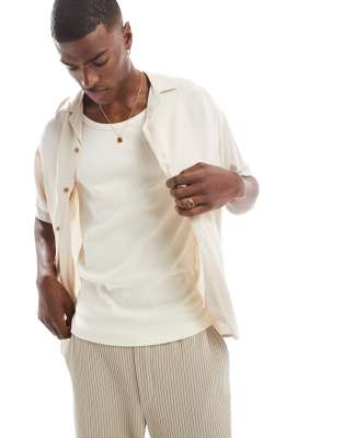 Camisa color crema de manga corta con cuello de solapas de Jack & Jones ...