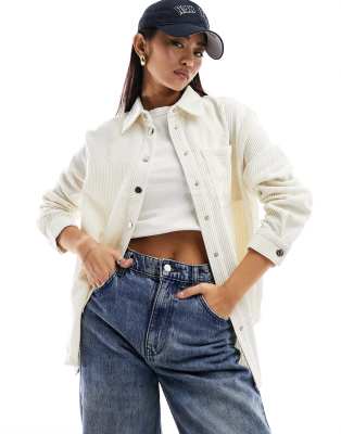 Camisa color crema de pana de New Look | ASOS