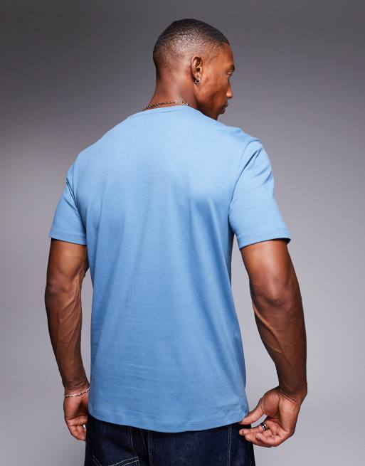 Camiseta Azul Claro