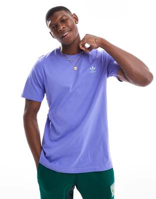 Camiseta azul con detalle de trébol Trefoil Essentials de adidas ...