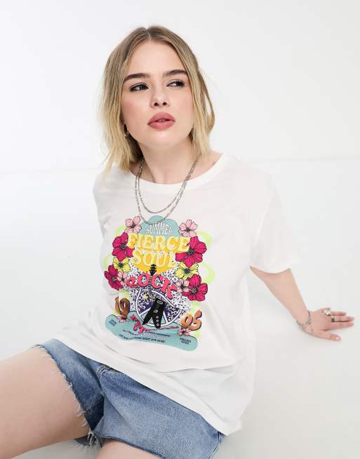 Camiseta Blanca Extragrande Con Estampado Gráfico De Only Curve Asos